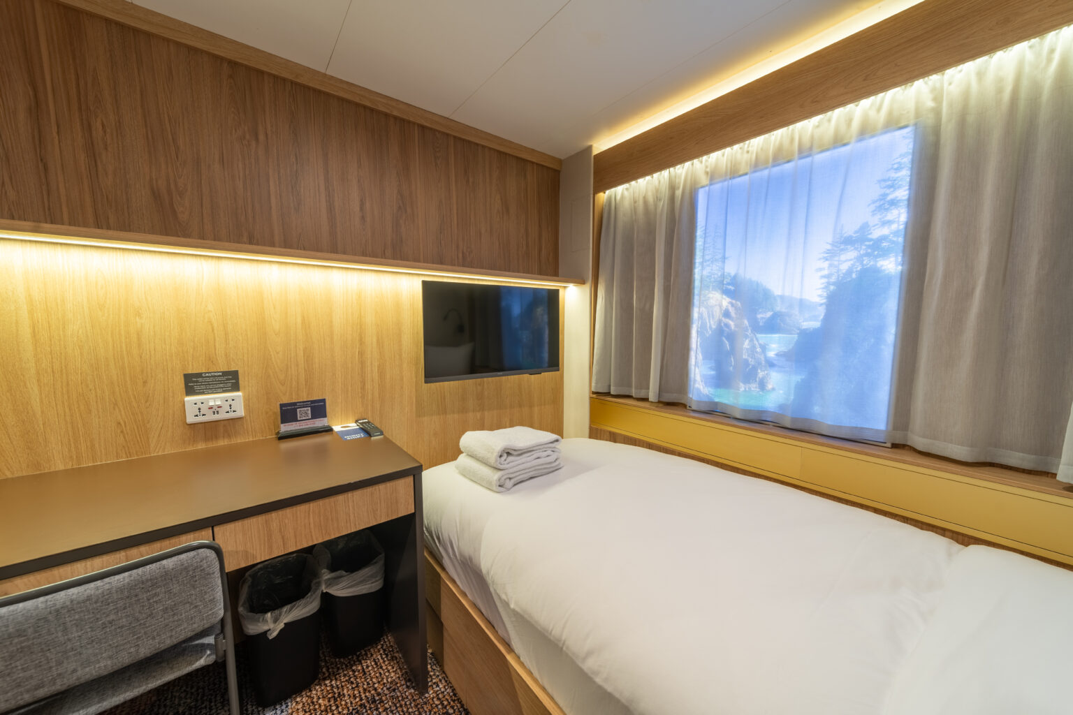 A New Standard in Workforce Housing: Inside Woodfibre LNG’s Floatel ...